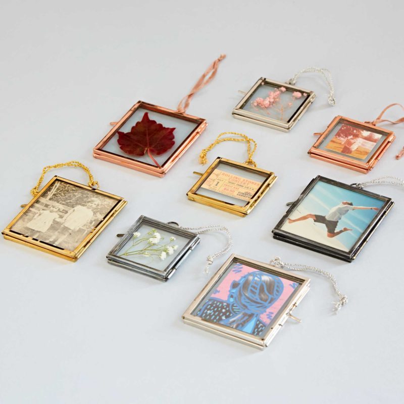 Alia Square Hanging Photo Frames | Paper High