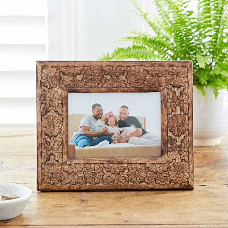 7" x 5" Natural Floral Pattern Mango Wood Frame | Paper High